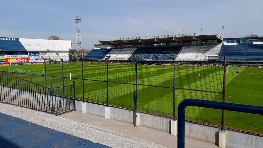 Próximos Partidos Y Jugadores Destacados En La Cancha De Quilmes Hoy ...