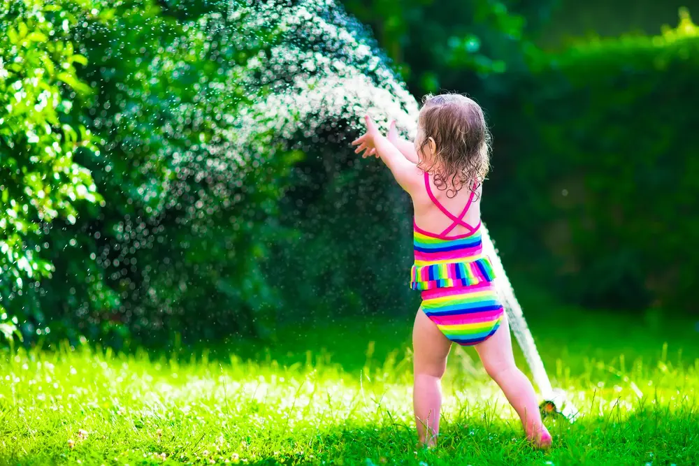 Beneficios De Jugar Con Agua: Desarrollo Físico, Cognitivo Y Emocional ...